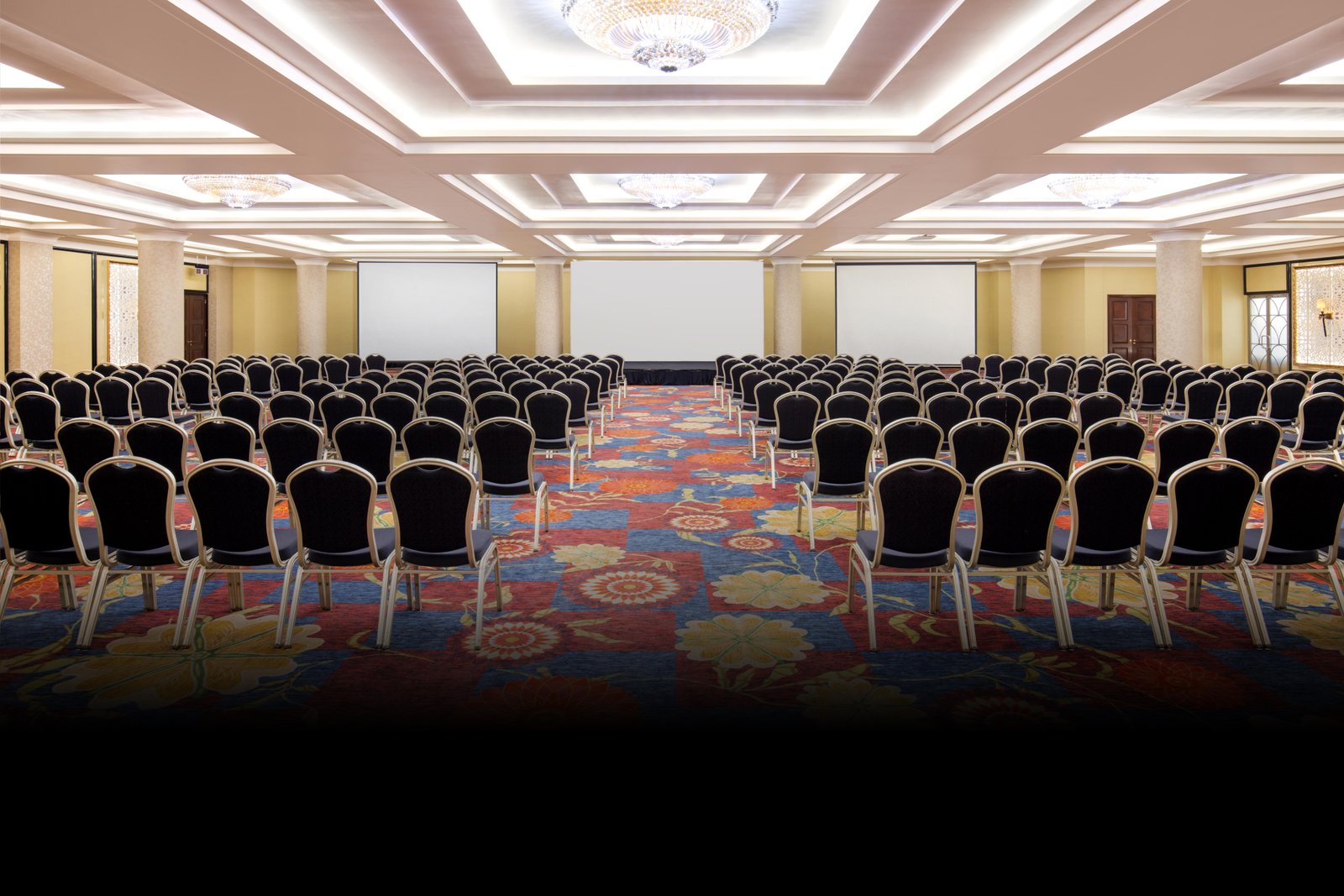 Pilihan Ideal untuk Setiap Kebutuhan Acara - Meeting Room dan Ballroom ...